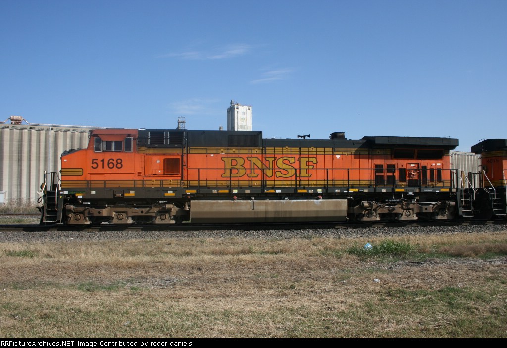 BNSF 5168